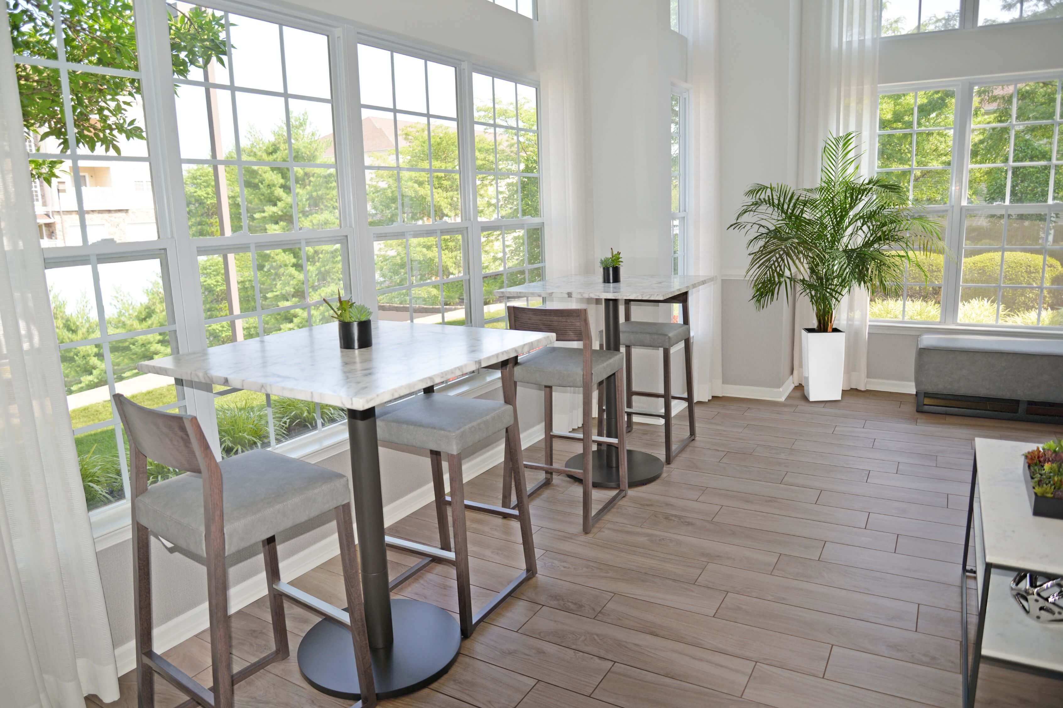 Apartment and Amenity Photo Gallery | The Pointe At Neptune